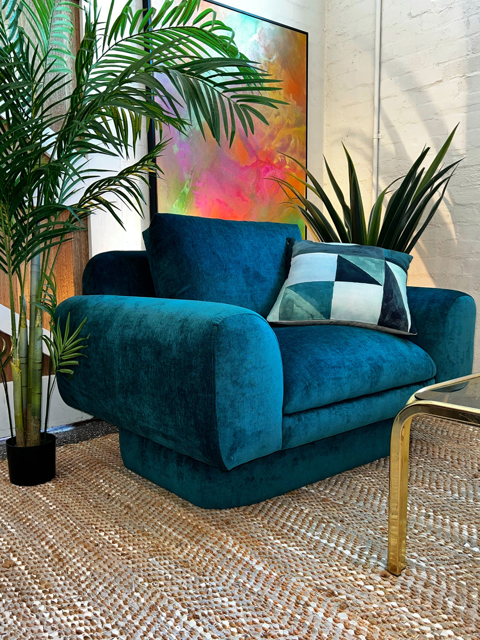 Beilby’s Furniture – BEILBYS